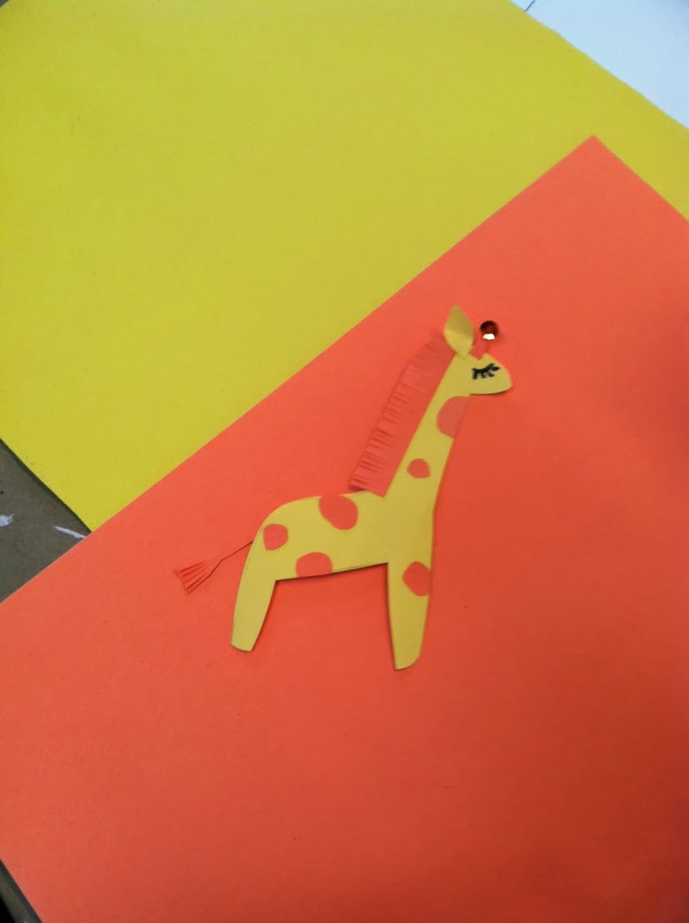 Scribble Art Studio Blog: Fun New Projects!: Giraffe Ornament!