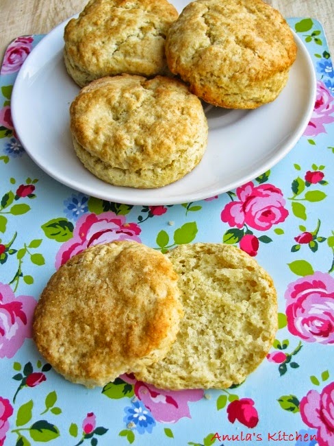 Super light and crumbly scones...