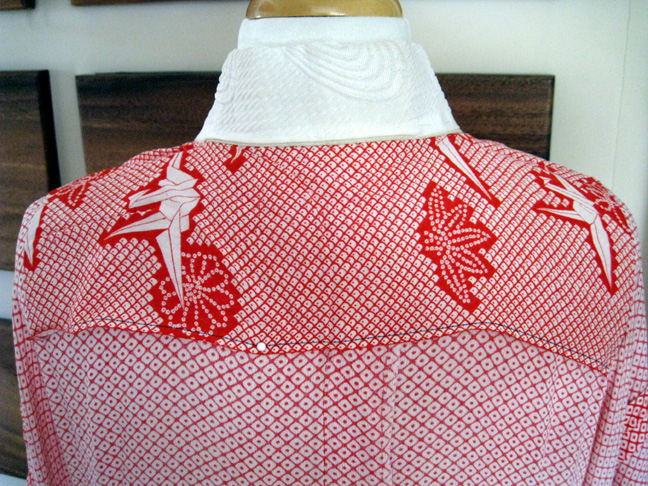 Shakunetsu no Kimono: Juban: one to wear and one to re-purpose