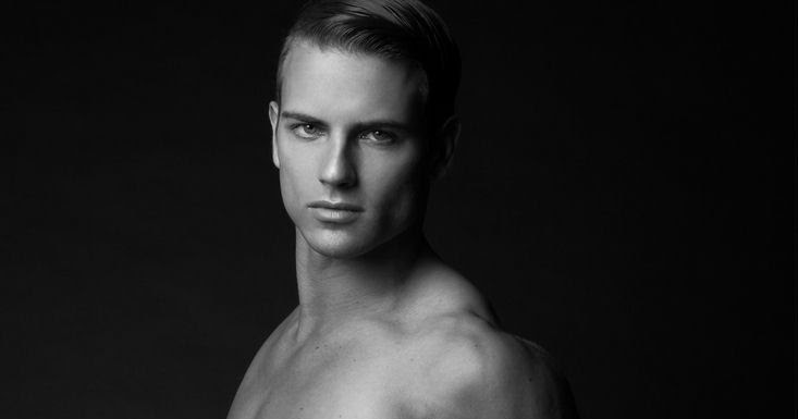 Man Central: Alex Sewall: In Underwear