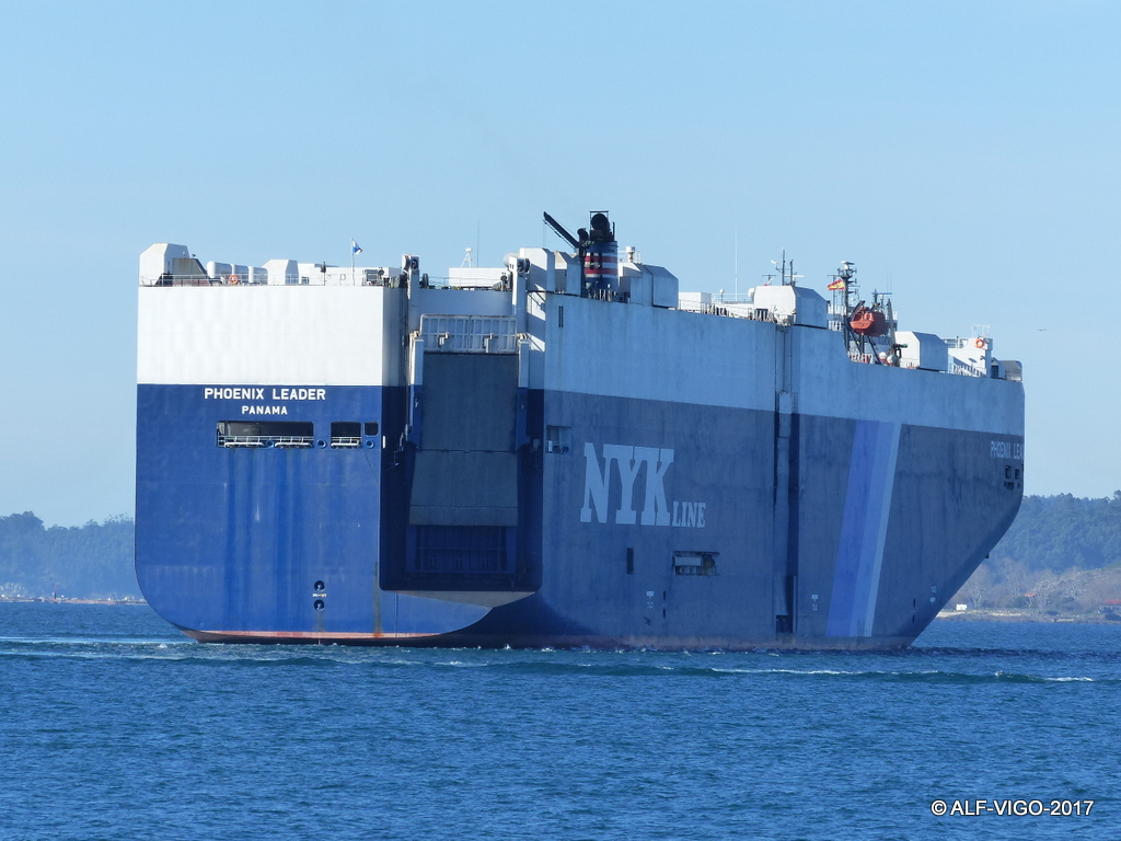 ALF Y SU MUNDO NAVAL: "PHOENIX LEADER"