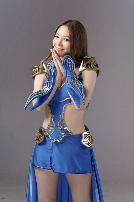 Apple Girl Endorsed Blood Rites Online 蘋果女孩金耀熙代言聖魔之血Online