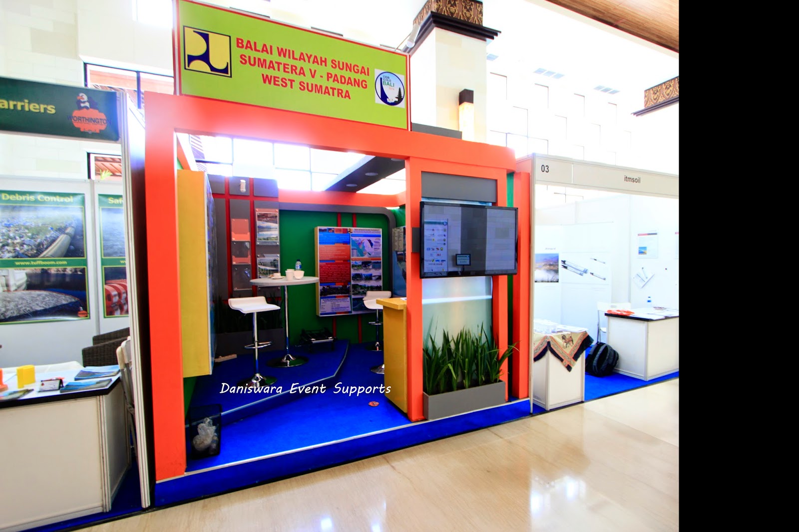 Inspirasi Desain Gapura Stand Pameran, Gambar Gapura
