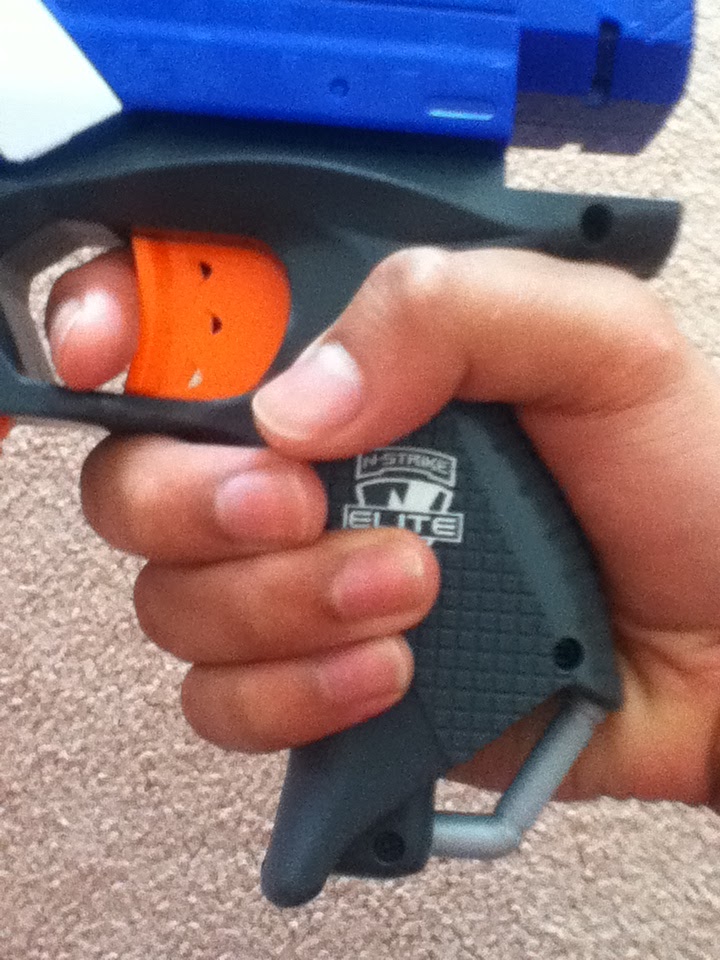 Outback Nerf: Nerf Elite Stryfe Review (75ft orange trigger)