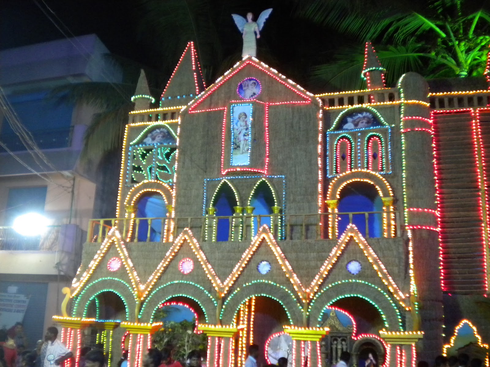 The Creator of Mullanganavilai: கிறிஸ்துமஸ் குடில் போட்டி 2011....