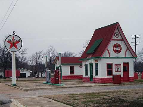 Growing Up In The South..,: U.S. Gasoline Service Stations
