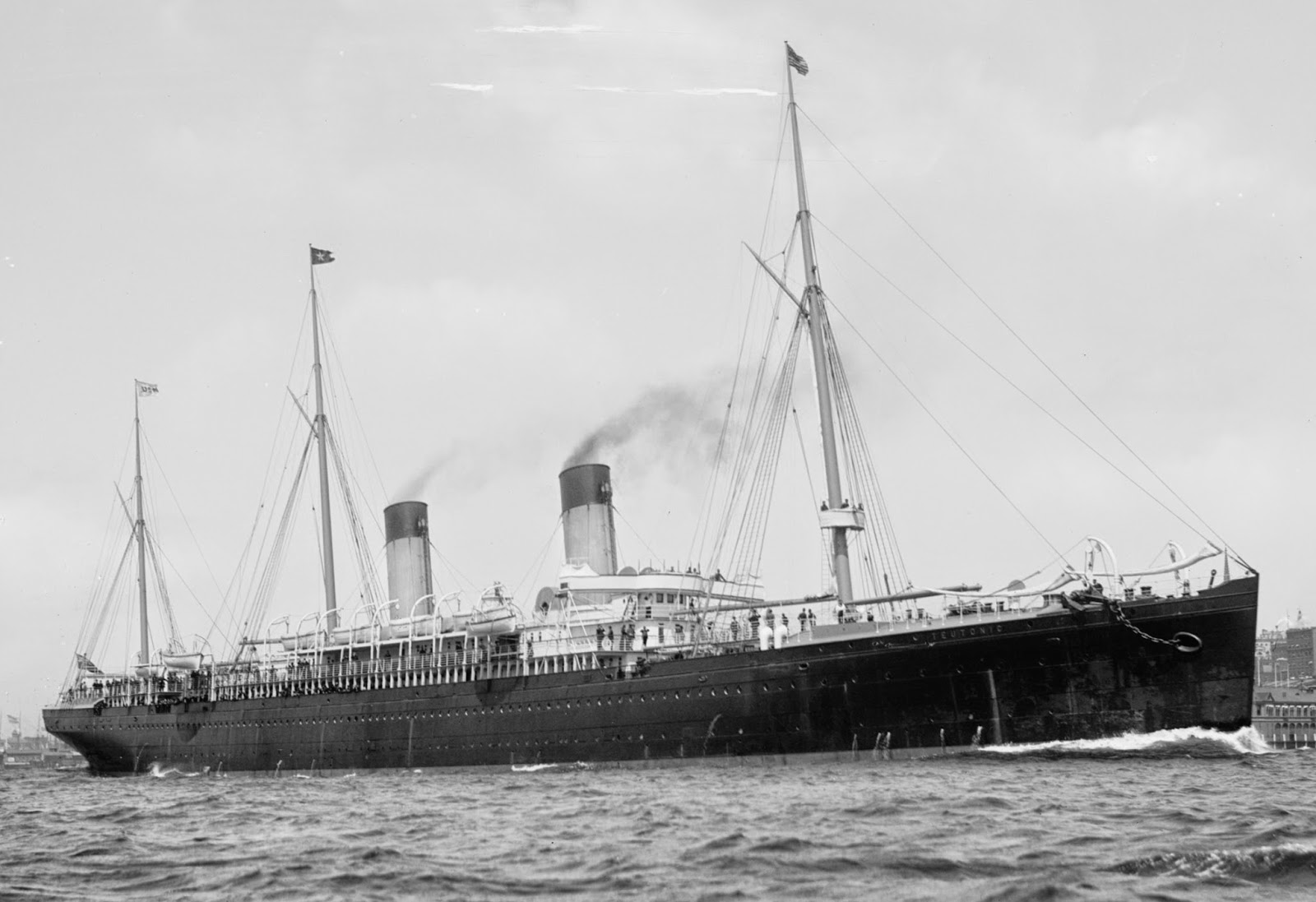 Transatlantic Era: S.S. Teutonic...