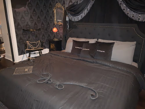 Memories of The Addams Family Mansion Tour - The Mommy Factor