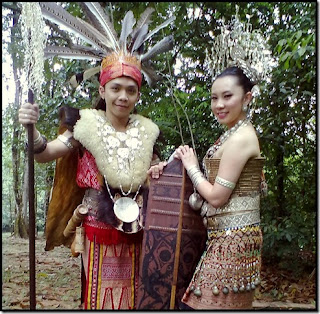 SARAWAKIAN IBAN ON BORNEO: LAGENDA KELING ENGGAU KUMANG