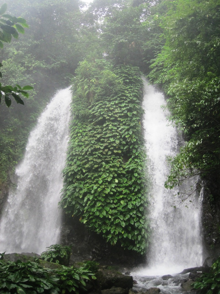 philippine provinces, cities and municipalities: Buhi, Camarines Sur