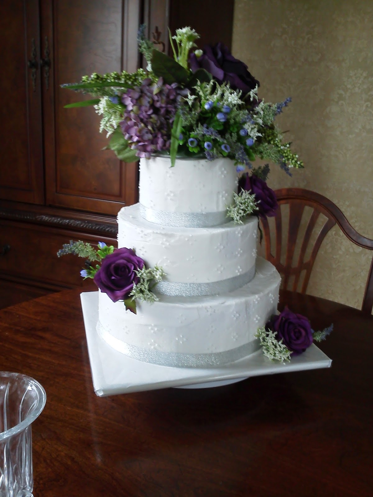 Fuzzy Cakes: Wedding cakes