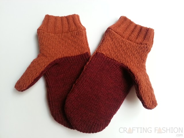 O! Jolly! Crafting Fashion: Molly's Mittens (Unfelted)