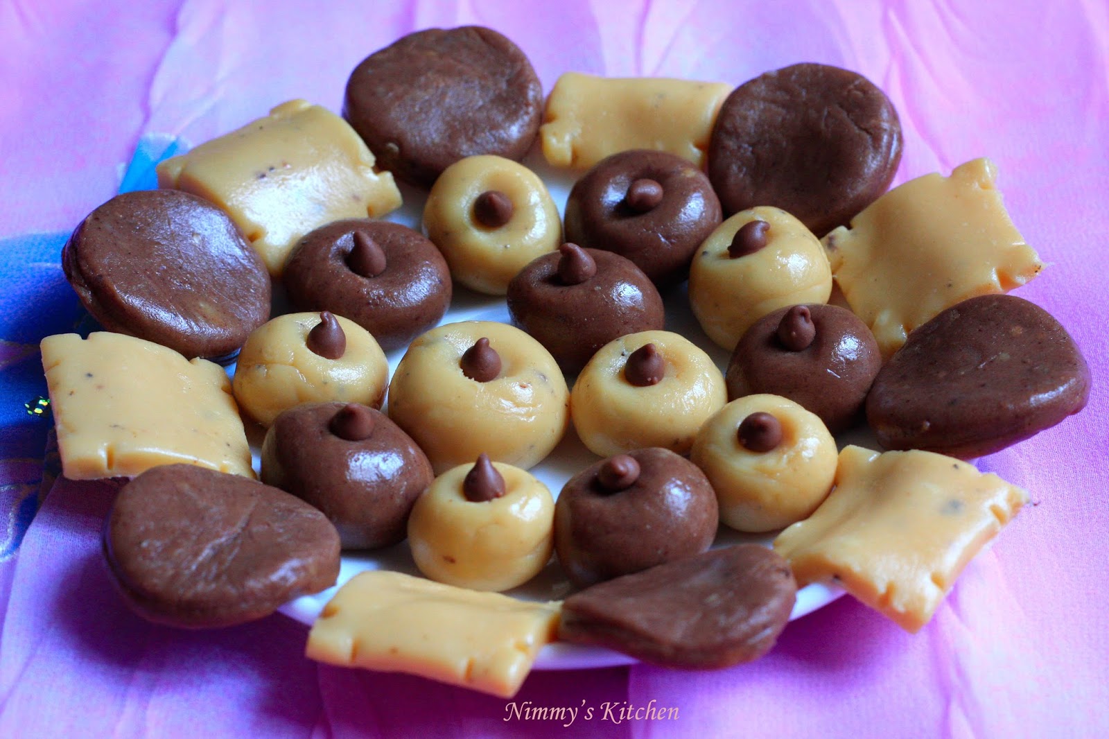 Nimmy's Kitchen: Milk Peda | Doodh Peda | Paal Peda | Chocolate Milk Peda