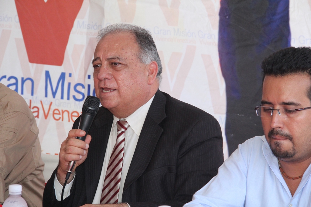 Banavih abrió oficina de información en Vargas