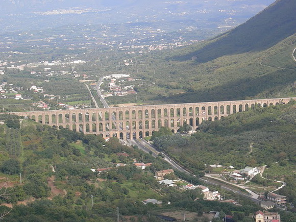 THE WORLD GEOGRAPHY: 10 of the Most Impressive Old Aqueducts