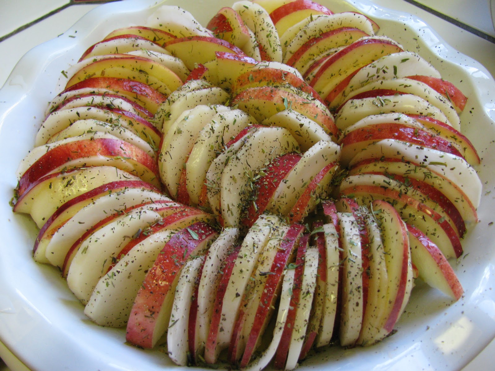 PASSION ON THE STOVE TOP: Roasted Potato and Apple Medley