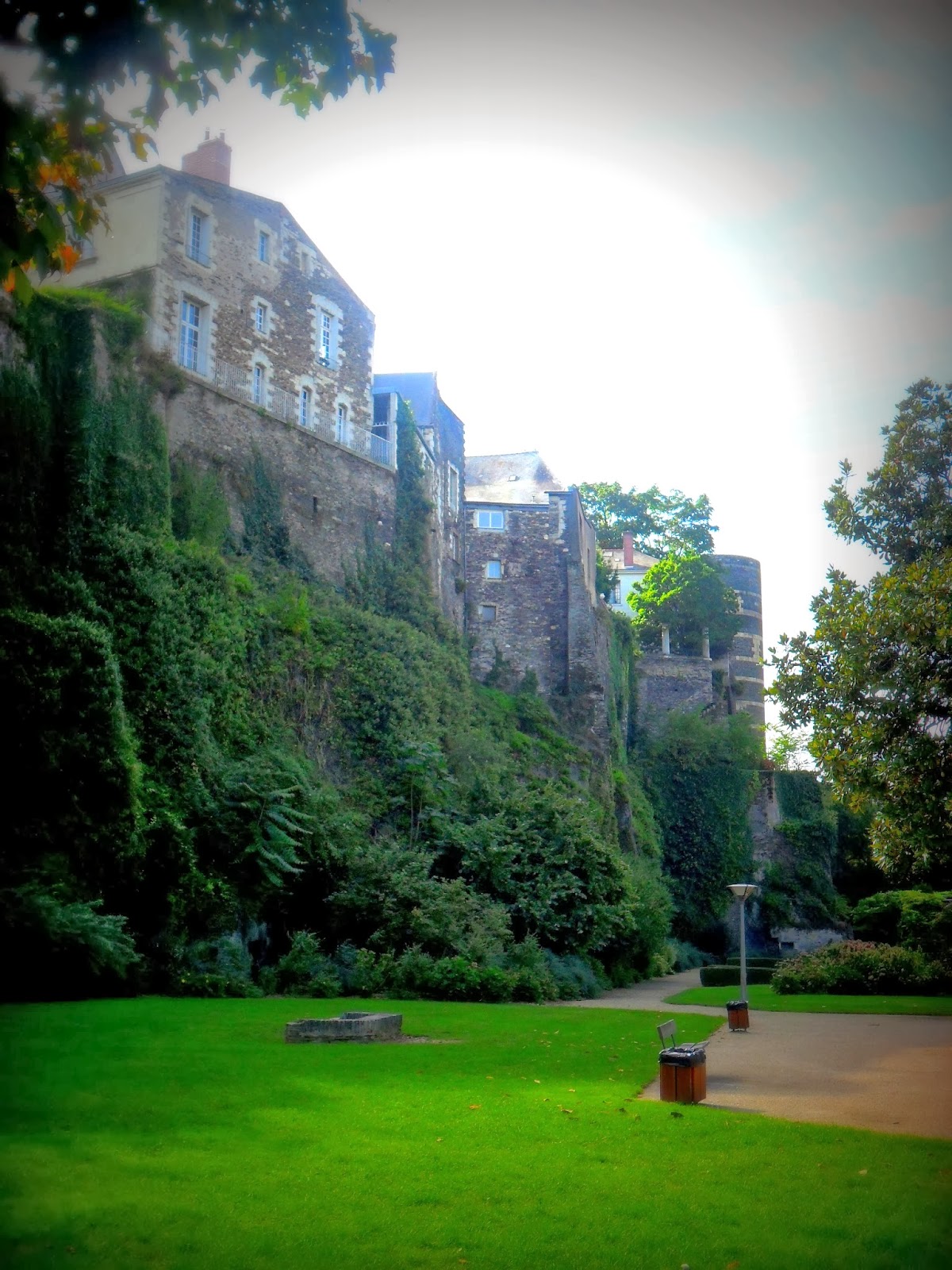 Angers - The historical capital of Anjou - Exploring the Castles of the ...