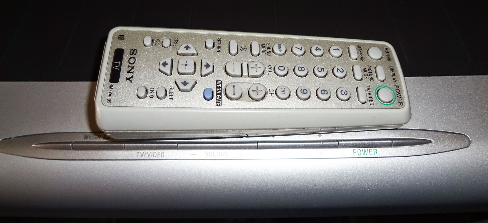 Blog Bazar dos Usados e NOVOS também: TV Sony Wega Tela Plana 29 Polegadas