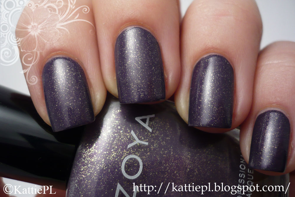 Nails by KattiePL: Zoya Neeka