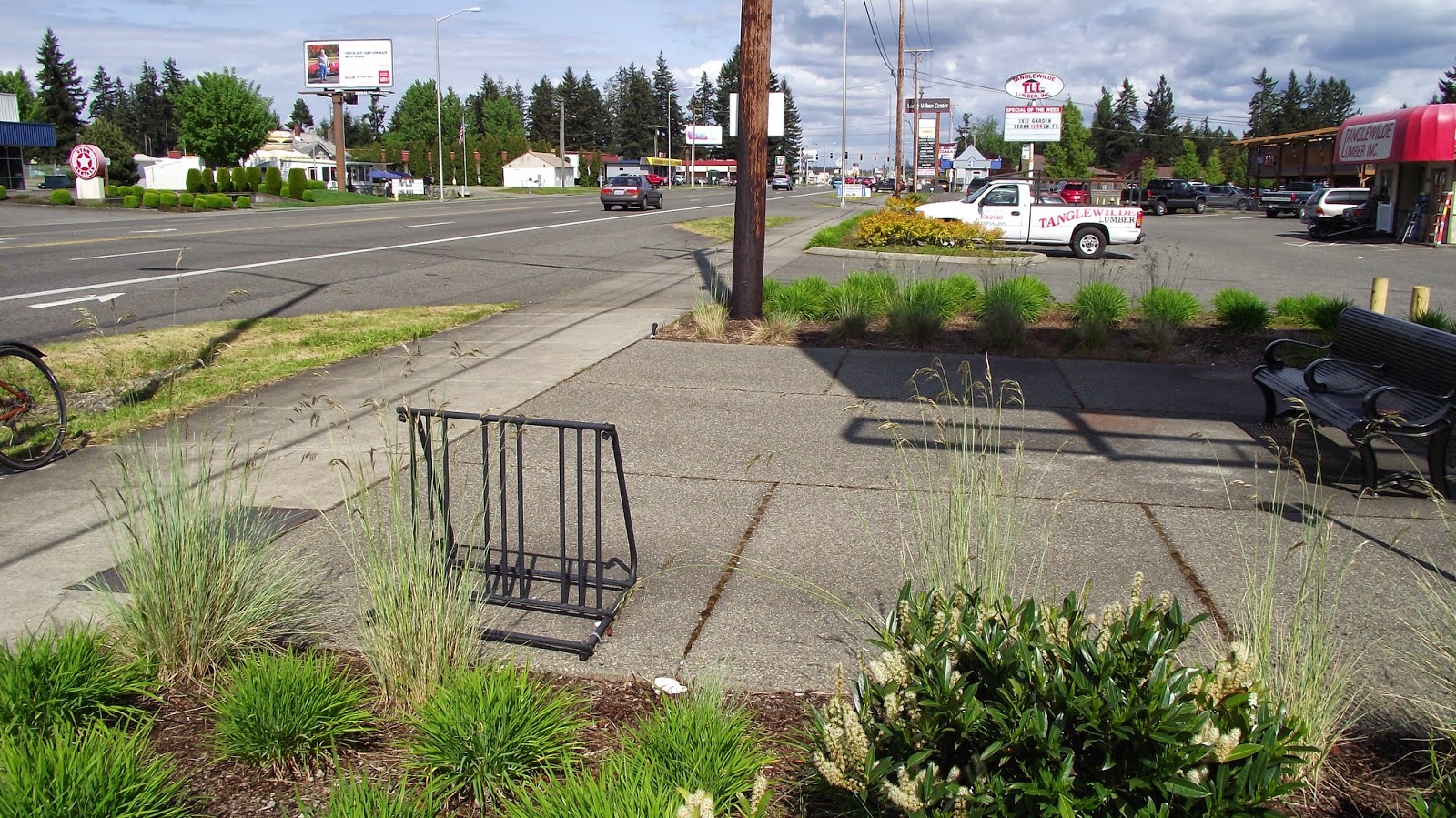 Oly Dirt - Bikes On Olympia Dirt: Oly bike racks that suck - rant