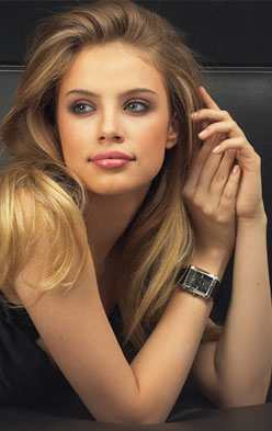 She is Beautiful: Gorgeous Swiss Supermodel 'Xenia Tchoumitcheva'