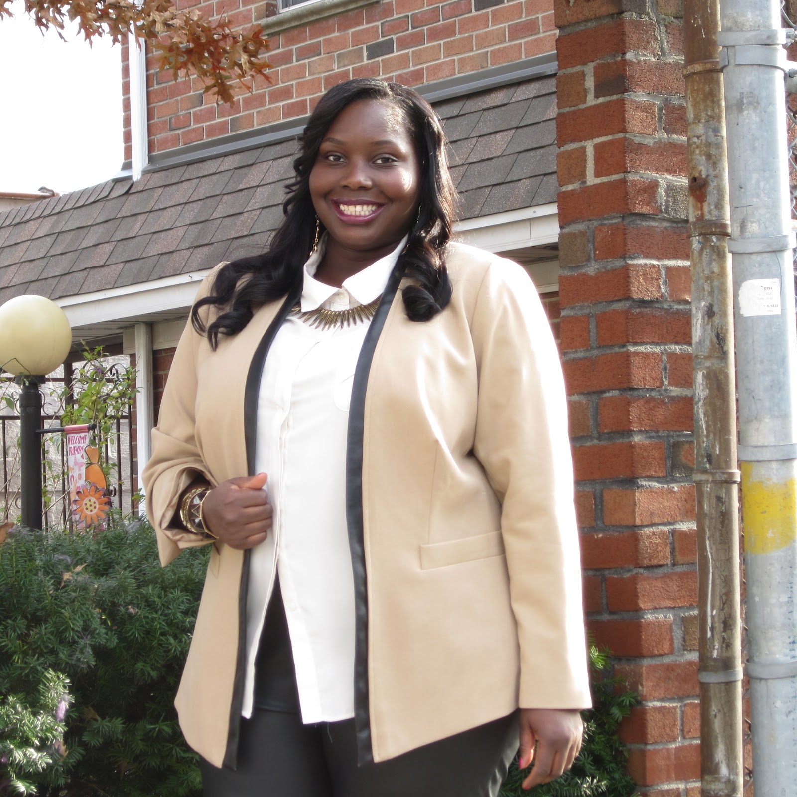 STYLE JOURNEY: CITY SLEEK & CHIC - Stylish Curves