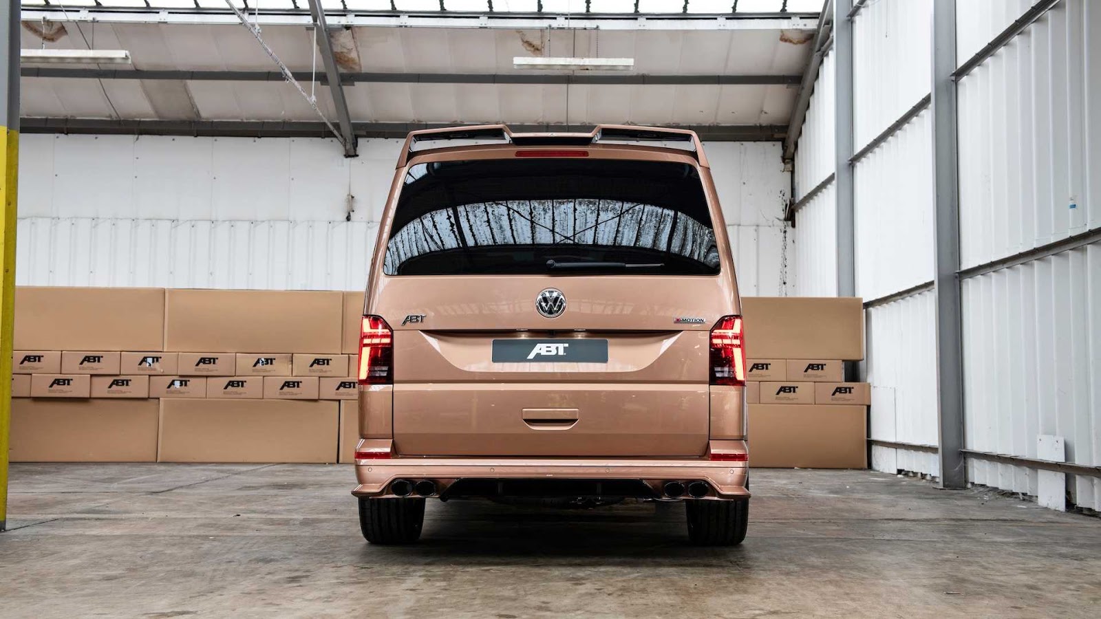 繼動力升級之後，ABT讓VW Transporter變得更英俊了 | SanjiNoir 黑侍樂讀