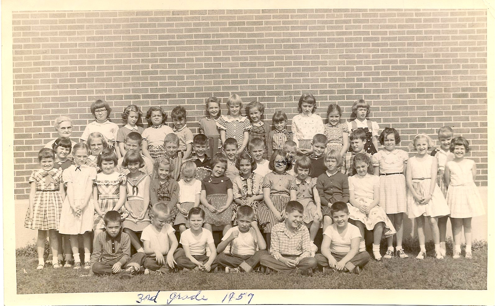 Uibles: A Family Blog: Class Pictures: 1957 Third Grade & 1959 Fifth Grade