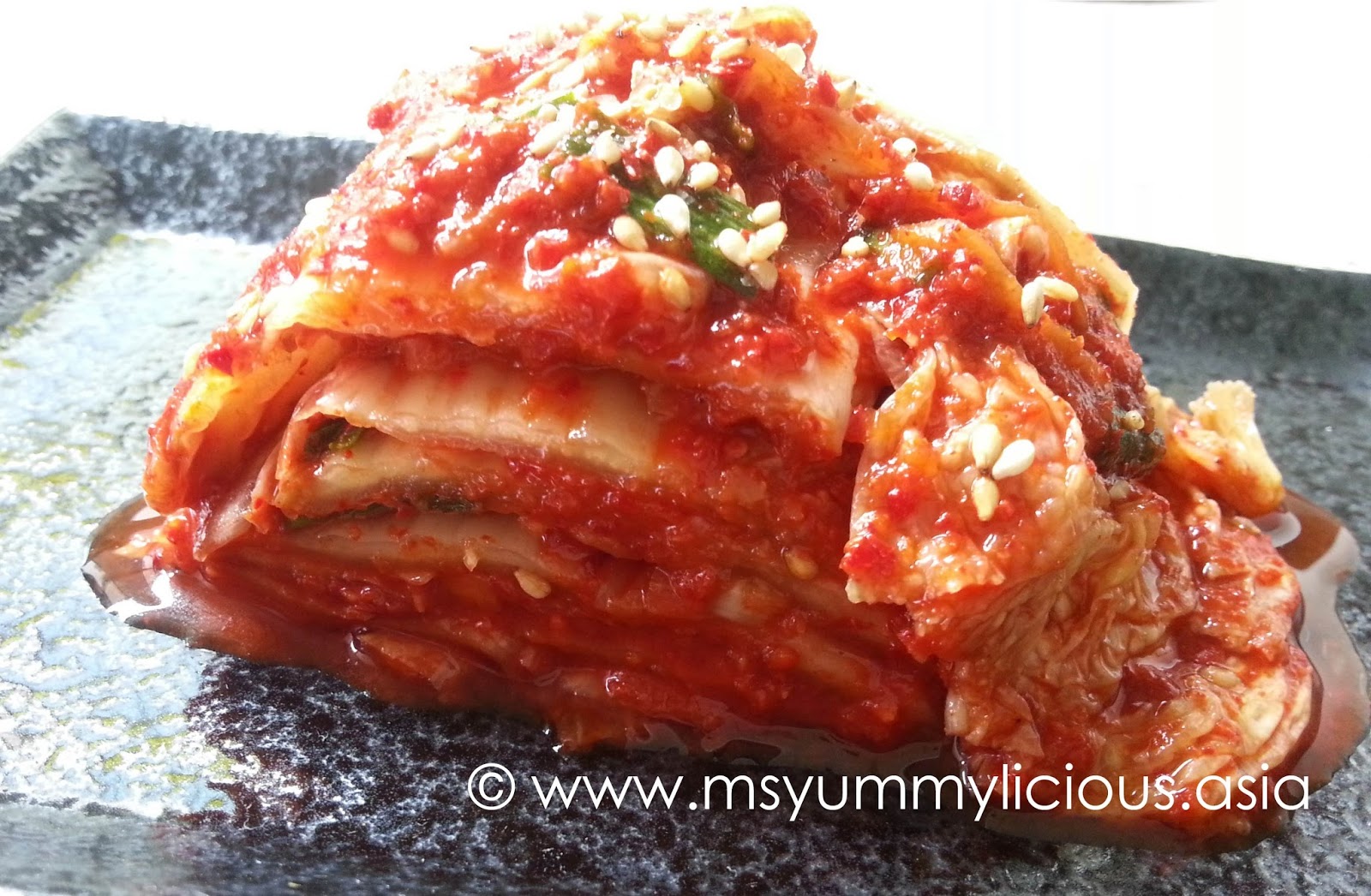 Napa Cabbage Kimchi (Tongbaechu-kimchi 통배추김치) - Yummy~licious + Baby ...