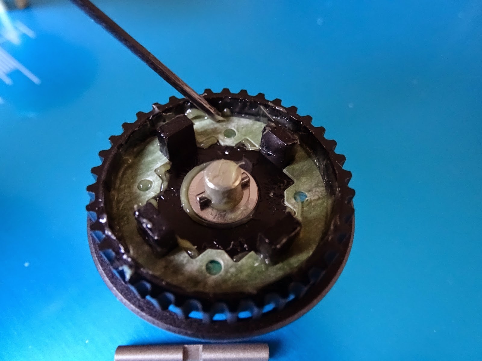 51568 Tamiya TRF419 gear diff build and guide | The RC Racer