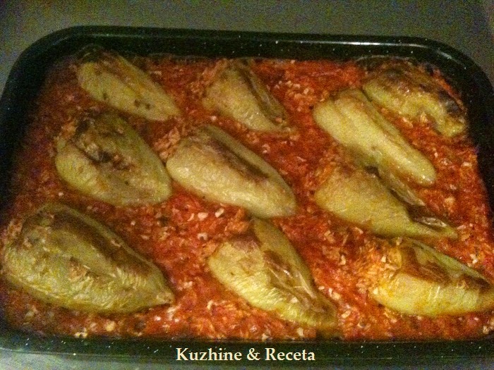 Kuzhine - Receta: Speca te mbushur me oriz Kuzhine - Receta: Speca te mbushur me oriz
