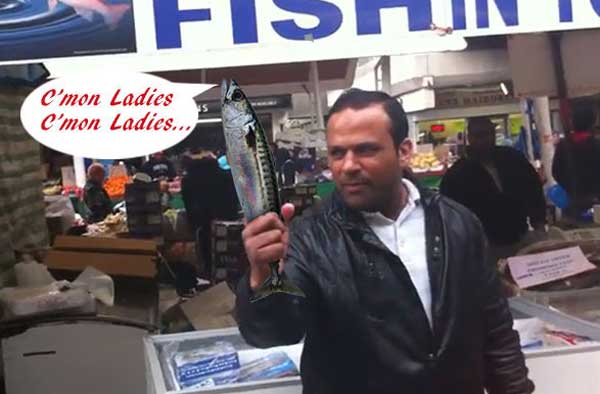 Nothing To Do With Arbroath: 'One pound fish man' gets record deal - Update