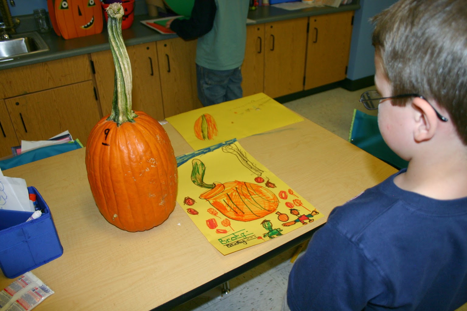 kindergarten cafeteria: A fall post to our families I wanted to share ...