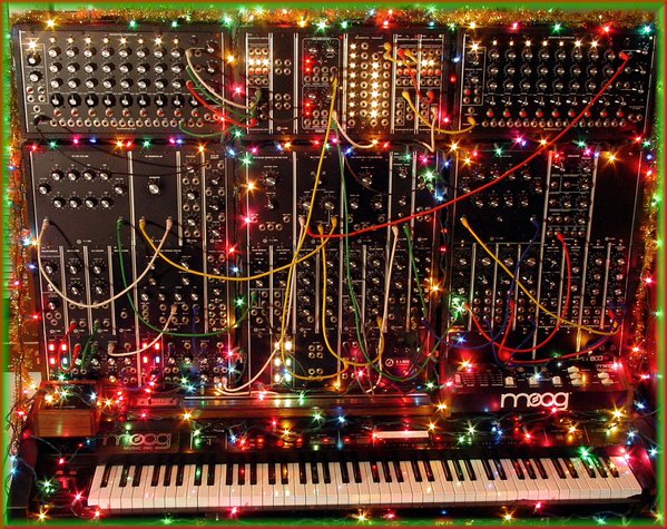 MATRIXSYNTH: Happy Holidays From Moog Music