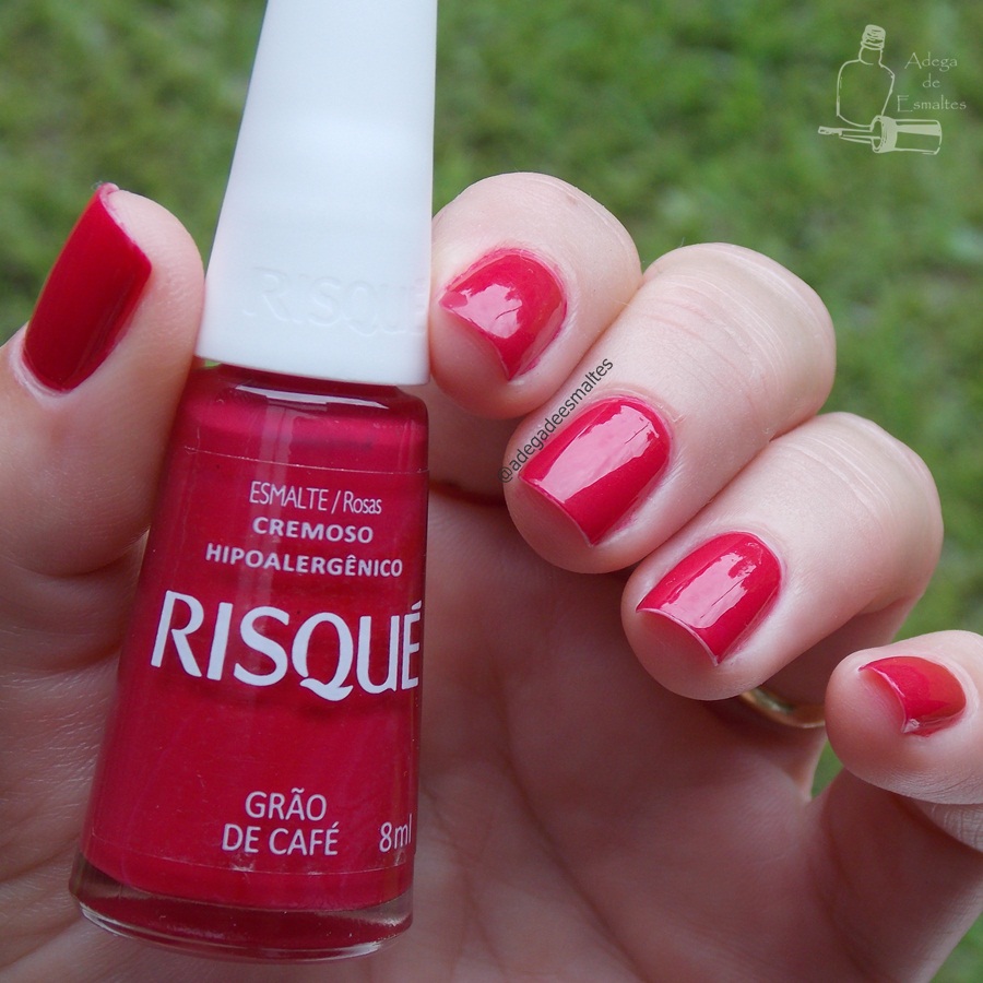 Adega de Esmaltes: Grão de Café - Risqué, Direto do túnel do tempo...