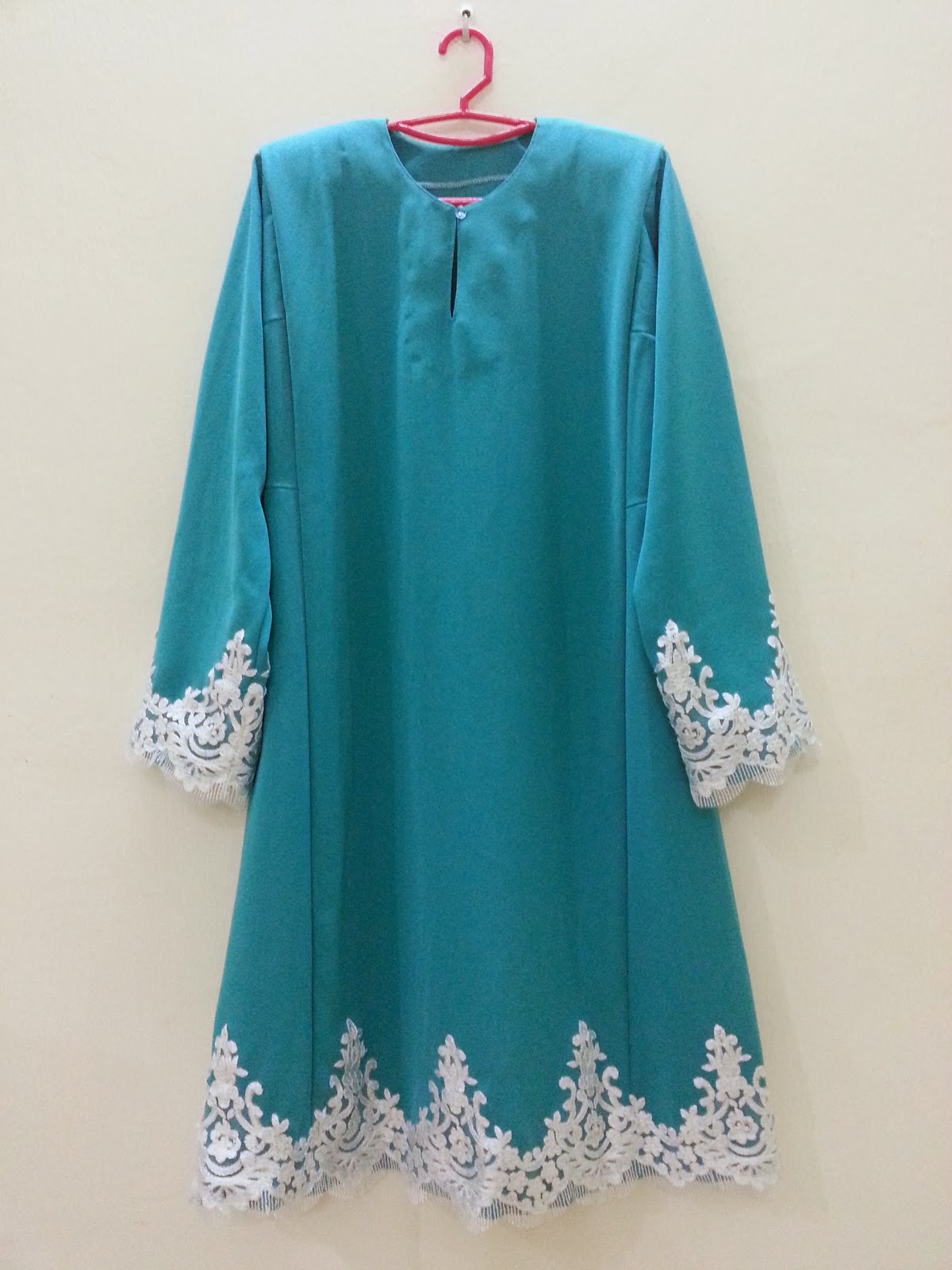 SWEETLADY & BEADS: Baju Kurung Pahang Border Lace (Hijau Turquoise)