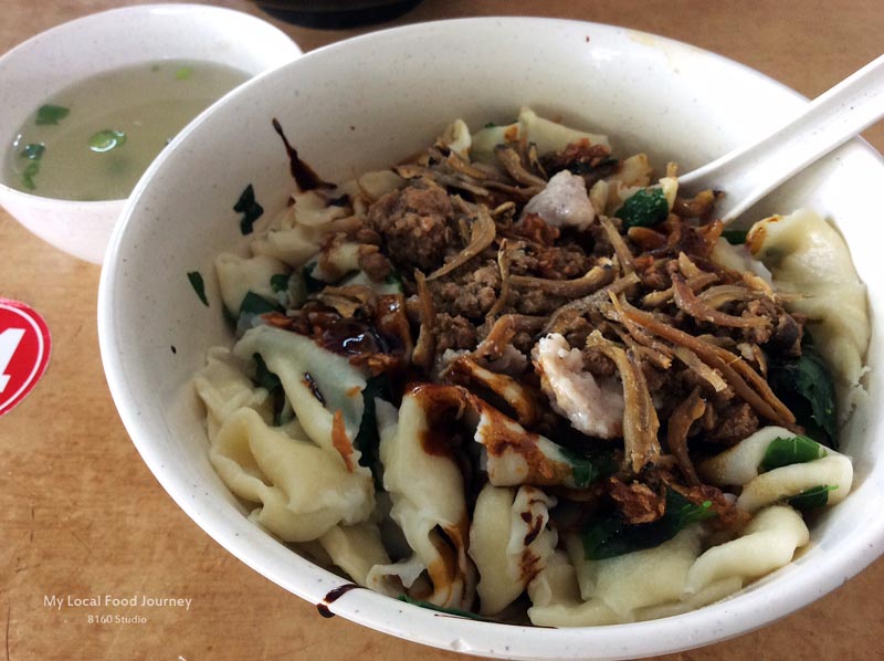 マレーシアローカルフード（ときどきカフェ）の旅: 週末は行列必至の人気パンミー屋台：Ho Kien Pan Mee @ SS19 ...