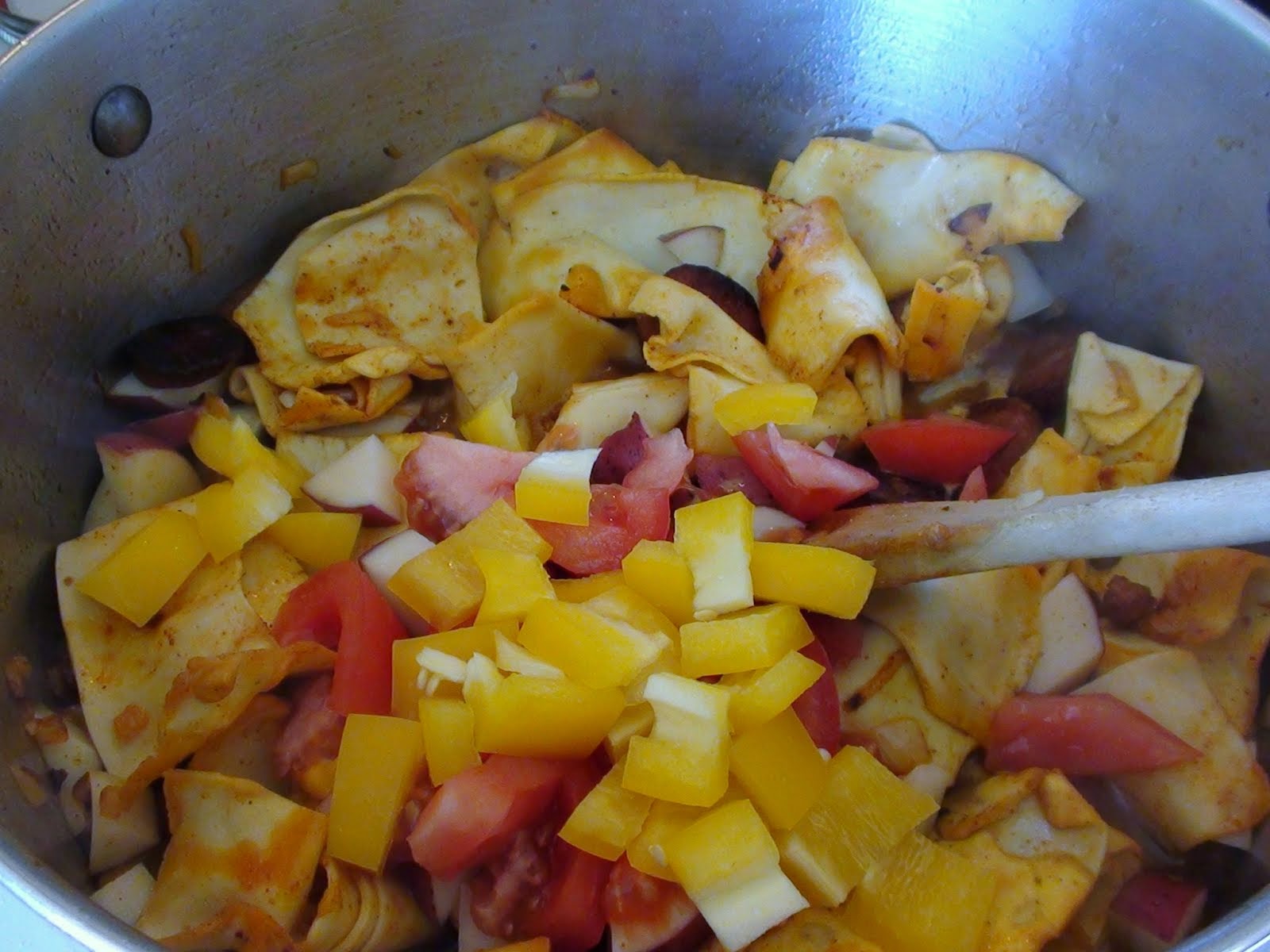 zsuzsa is in the kitchen: HUNGARIAN PASTA SOUP - LEBBENCSLEVES