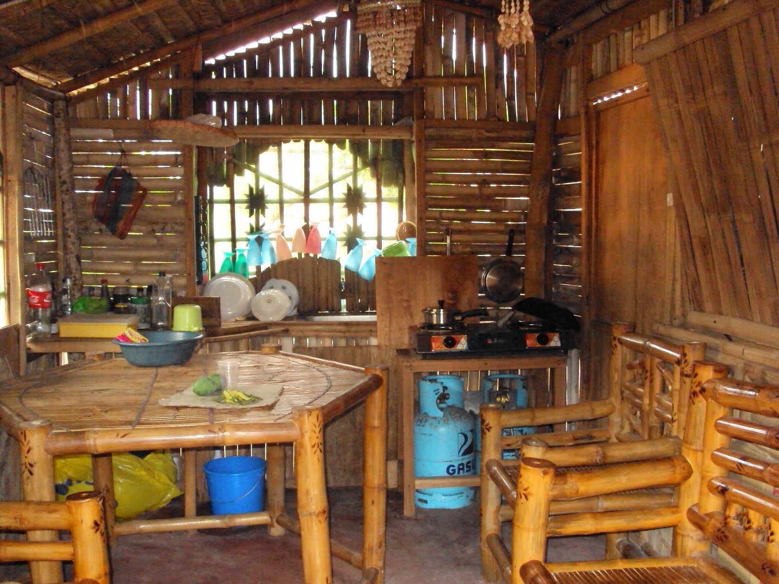 BISAYAPHILIPPINES: Make your own bamboo hut or bamboo inspired house