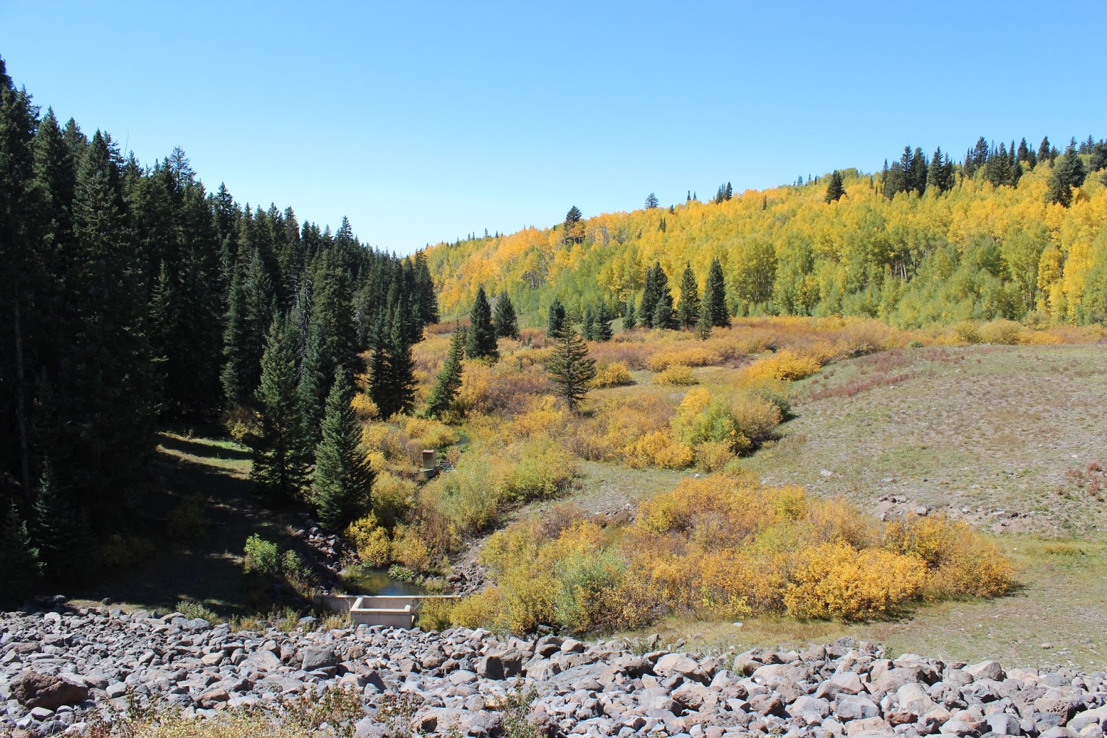 gjhikes.com: Carson Lake