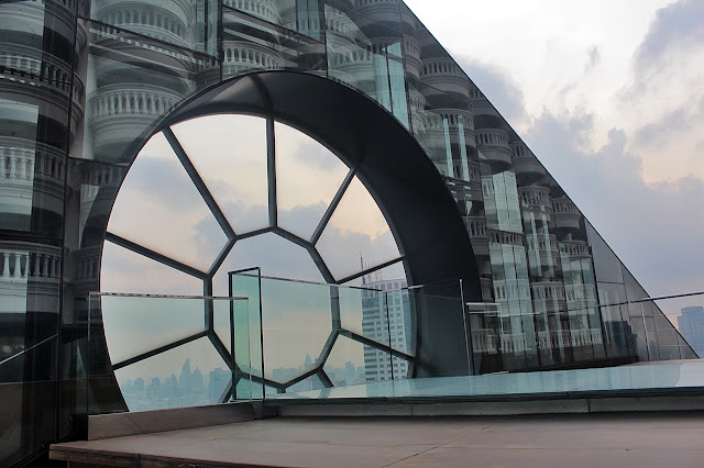 Luxury Hangover in 'Lebua at State Tower' | Bangkok - Nomadic Experiences