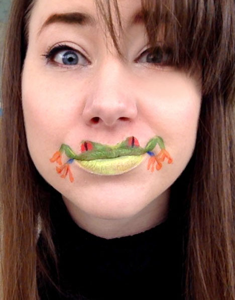 Hart: How to Lip Paint a Red Eyed Tree Frog