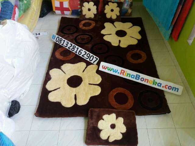 karpet motif bunga bulu tebal harga murah | KARPET KARAKTER DAN BONEKA ...