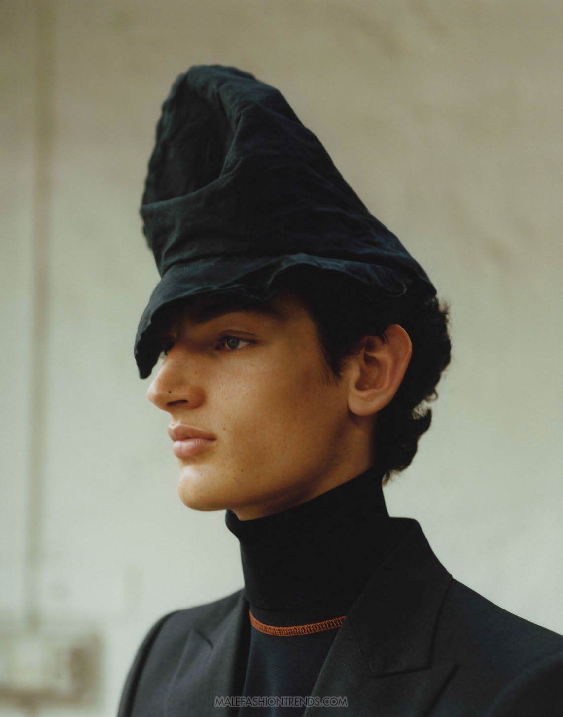 Aaron Shandel por Dham Srifuengfung para Vogue Hommes Paris