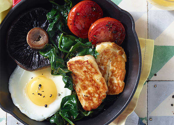 The Low Carb Diabetic: LCHF Breakfast or Lunch Fry Up with Halloumi