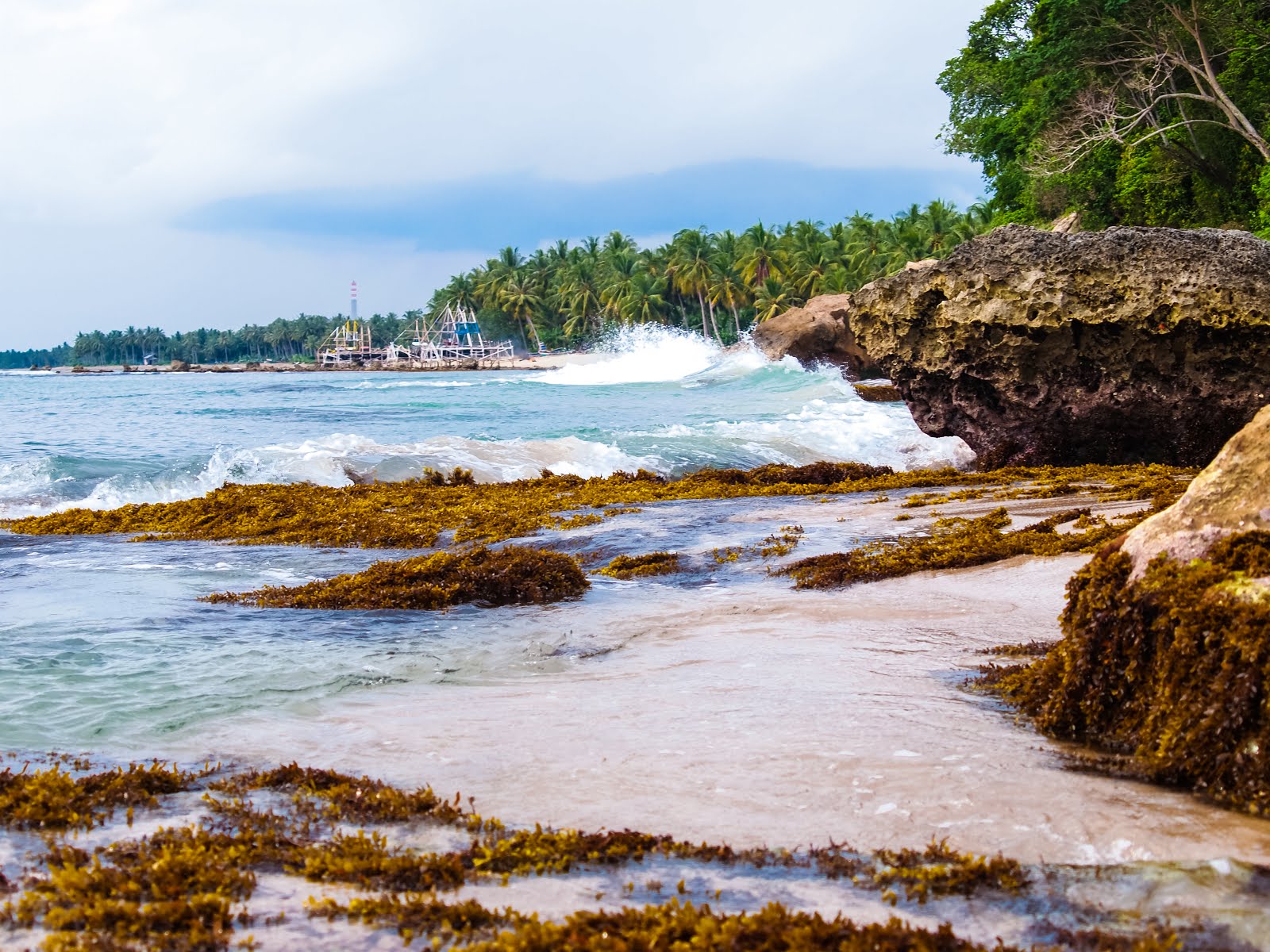 Mlakukalem: Pantai Batu Ceper Tarahan Lampung Selatan