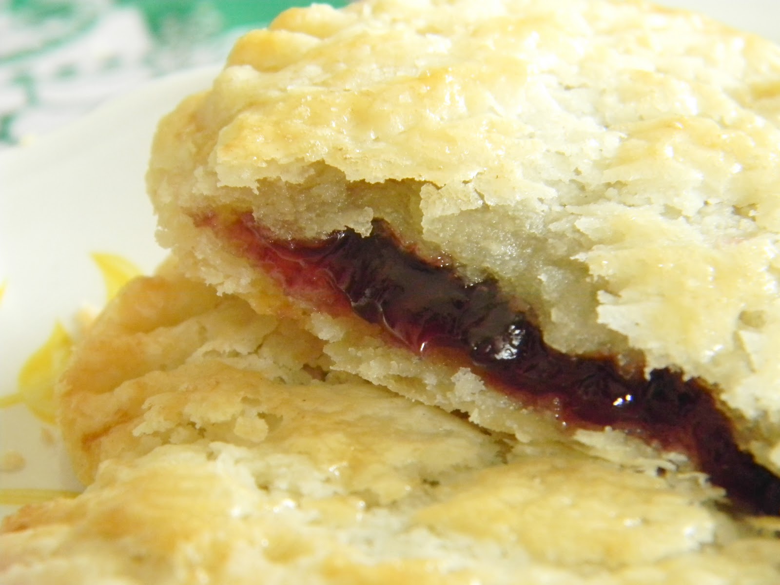 Handcrafts and Cookery: Pocket Pies