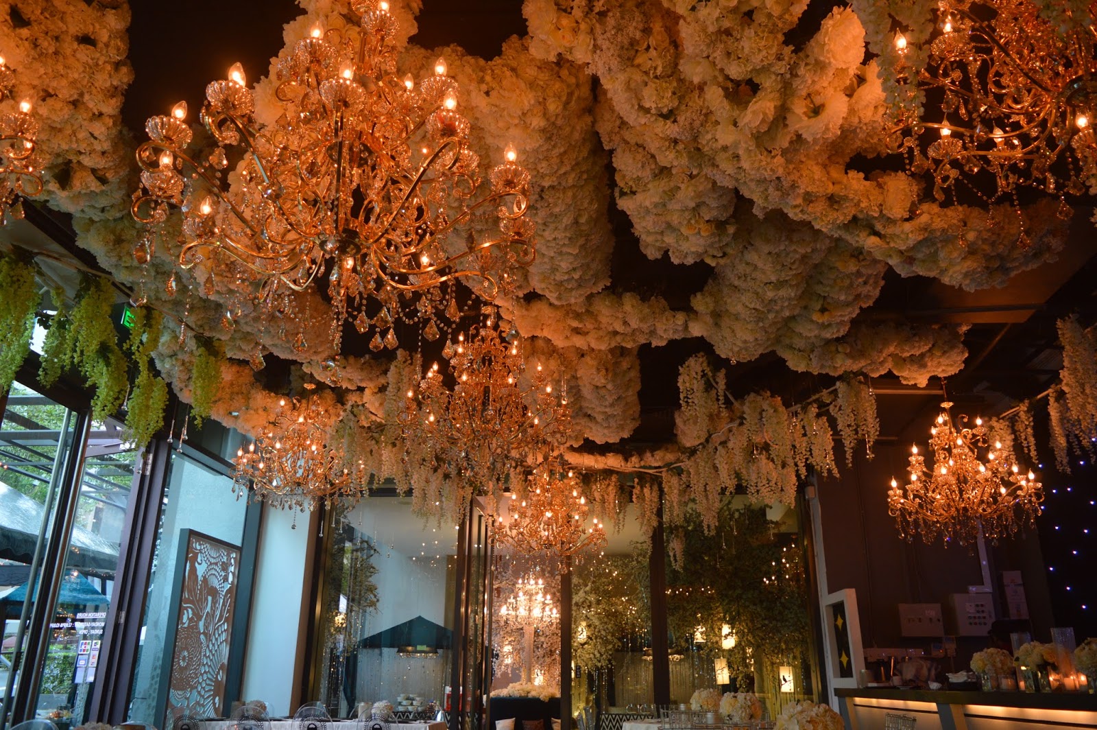 Review : Buffet Ramadhan Flora Terrace, Hampshire Place | Taman Firdausi