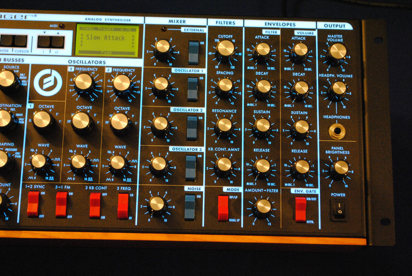 MATRIXSYNTH: Moog Minimoog Voyager RME SN PM1311