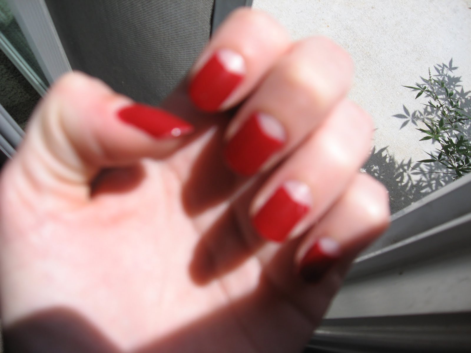 Sewing Bee: 1940s half-moon nails